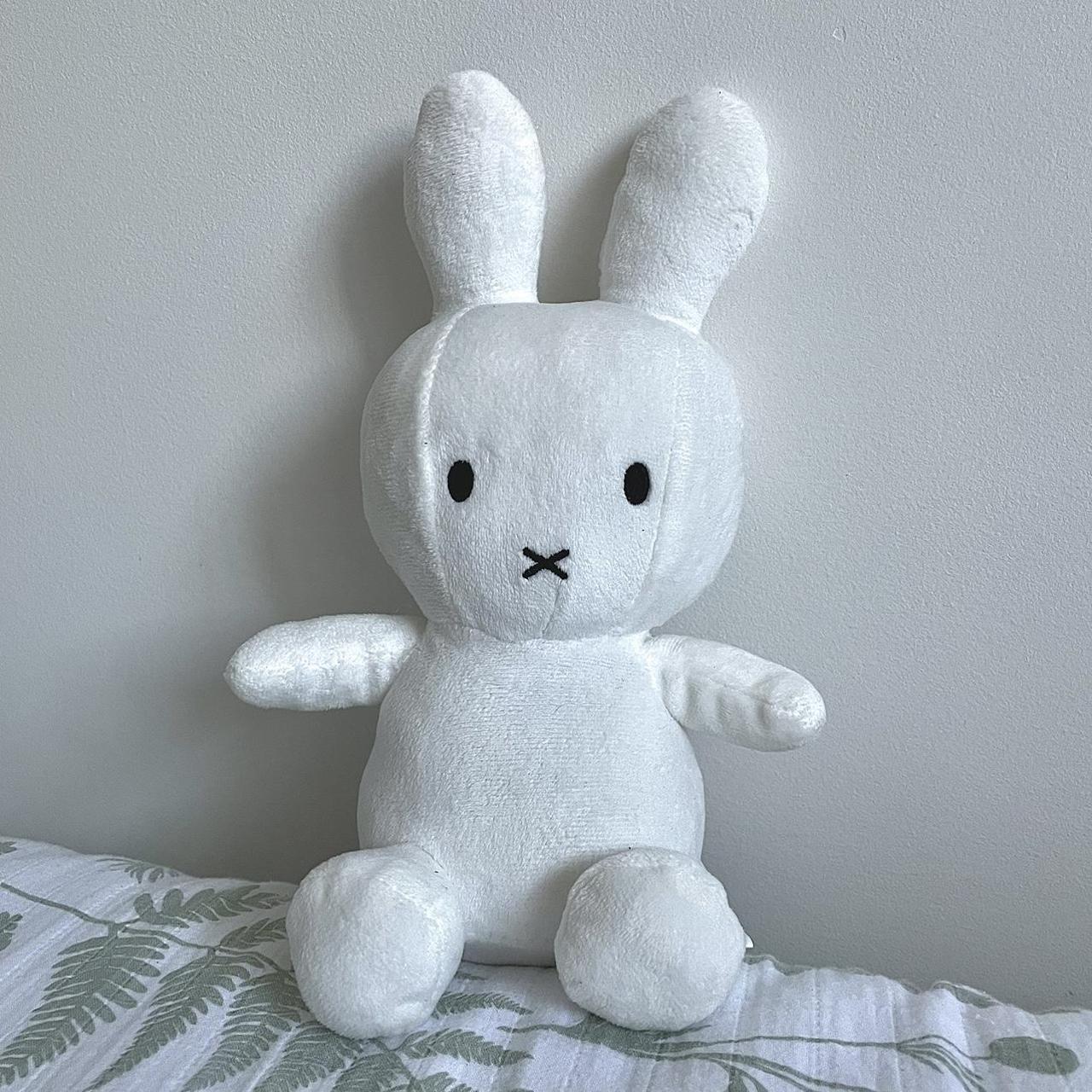 🤍Cute little miffy plushie🤍 🤍 20 cm tall (27cm... - Depop