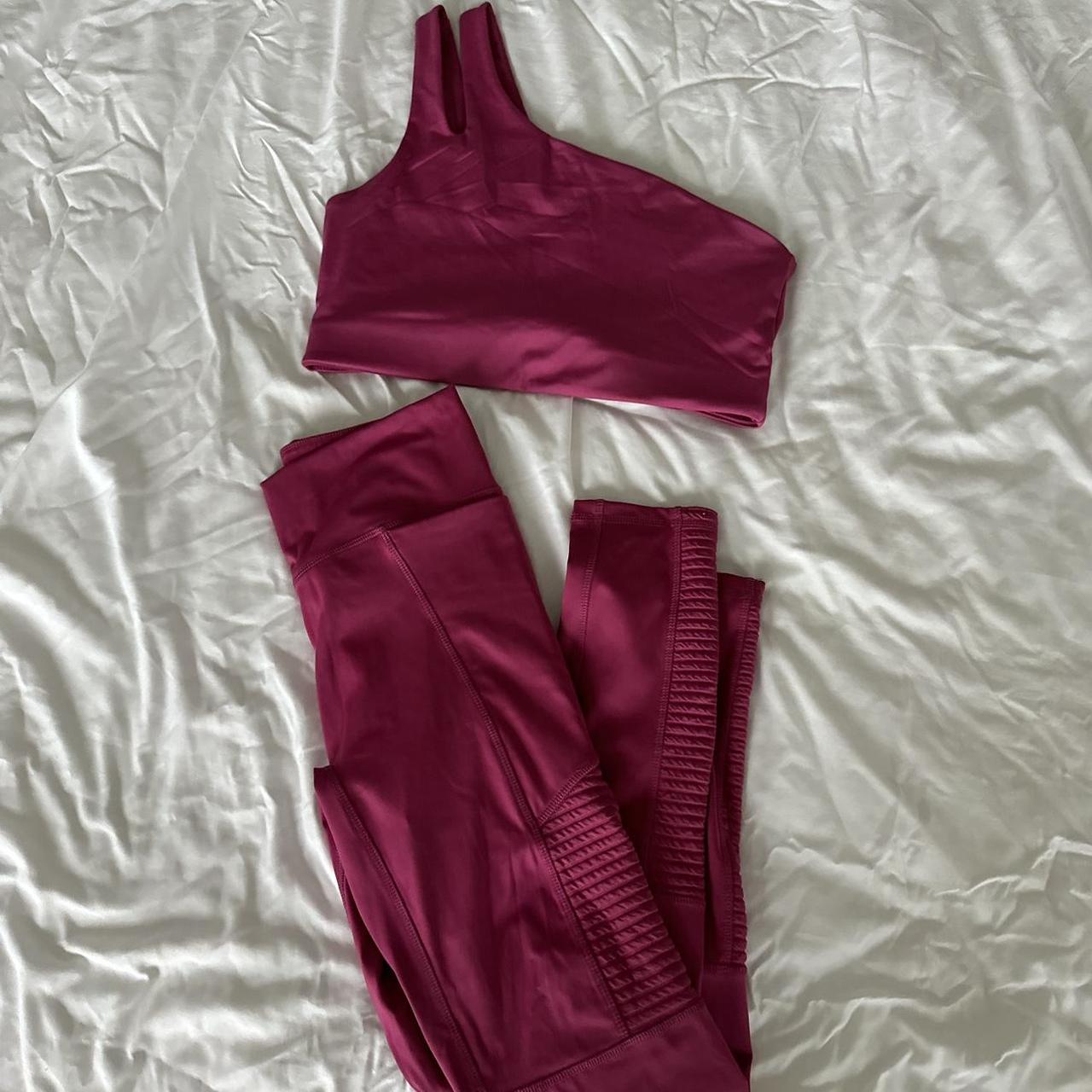 Fabletics Workout set🤍 - Depop