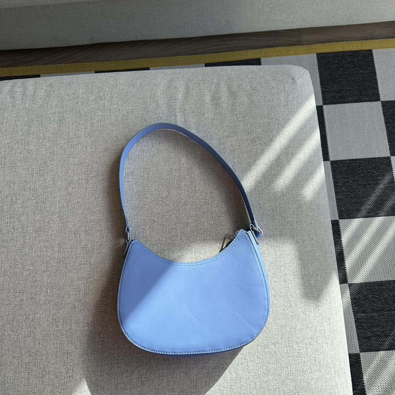 Small blue bag #bag #hm #babyblue #handbag #goingout - Depop