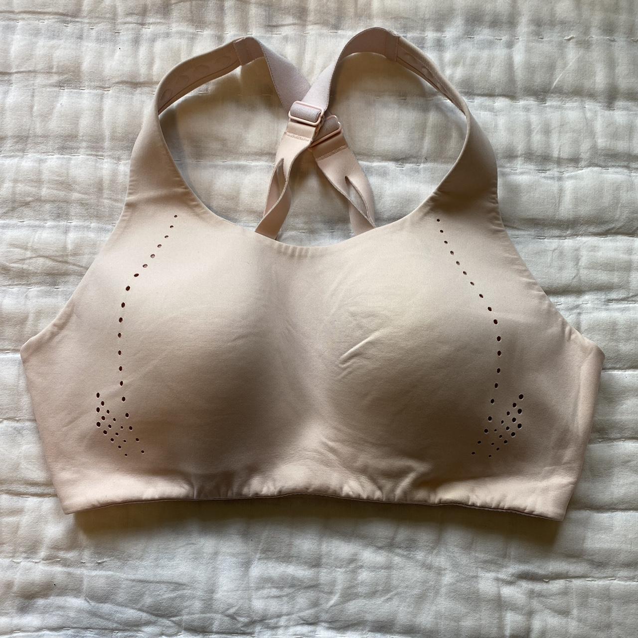 Lululemon Strong Support Sports Bra - Depop