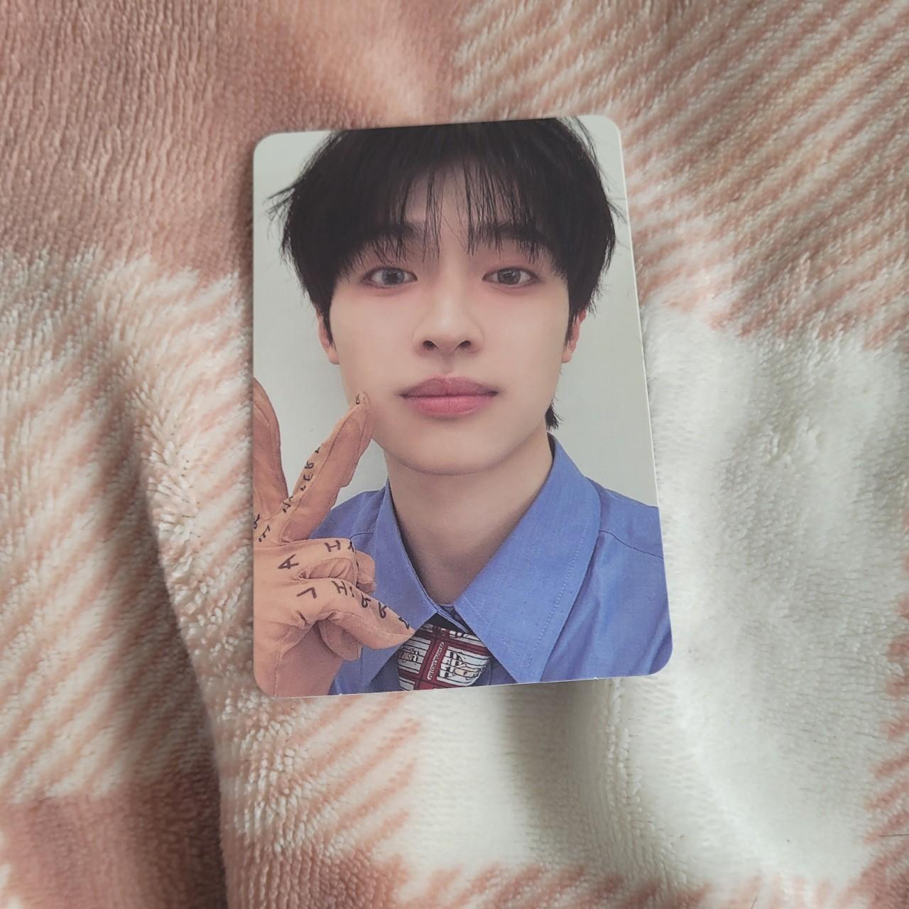 WTS Xdinary Heroes Deadlock album pc gaon 21... - Depop