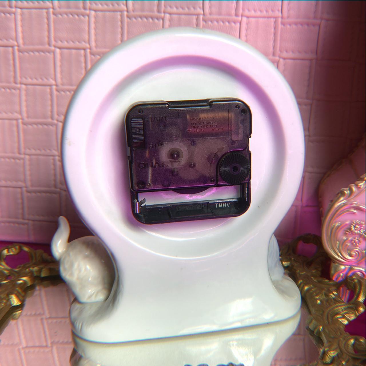 Midcentury kitsch kitten clock figurine Brand:... - Depop