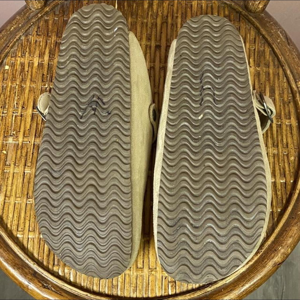 Time and Tru Women's Cream Slides | Depop