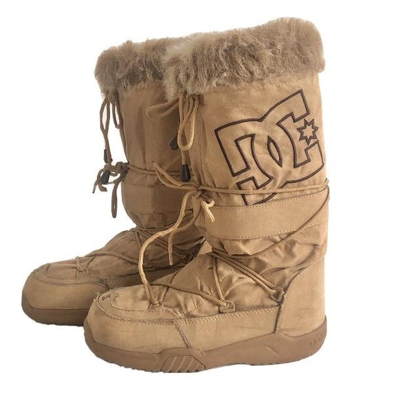 Rare! Chestnut Tan suede DC chalet boots with fur... - Depop