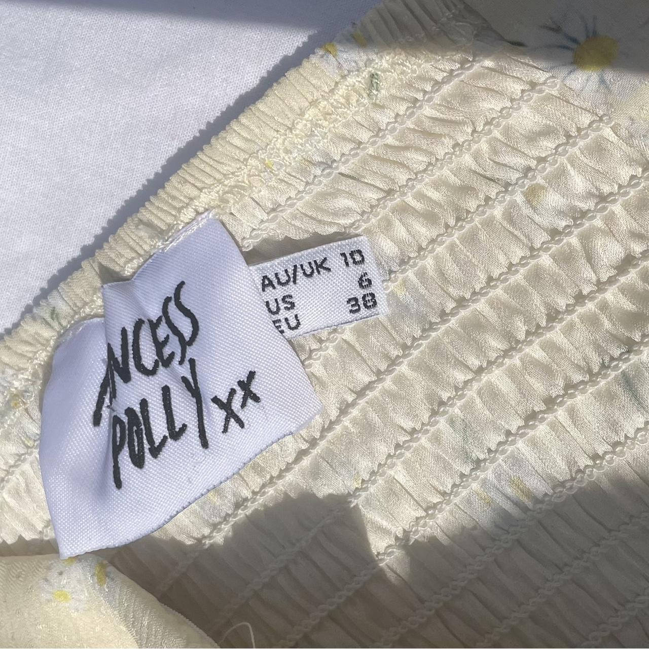 Princess Polly floral corset Hook & eye closures at... - Depop