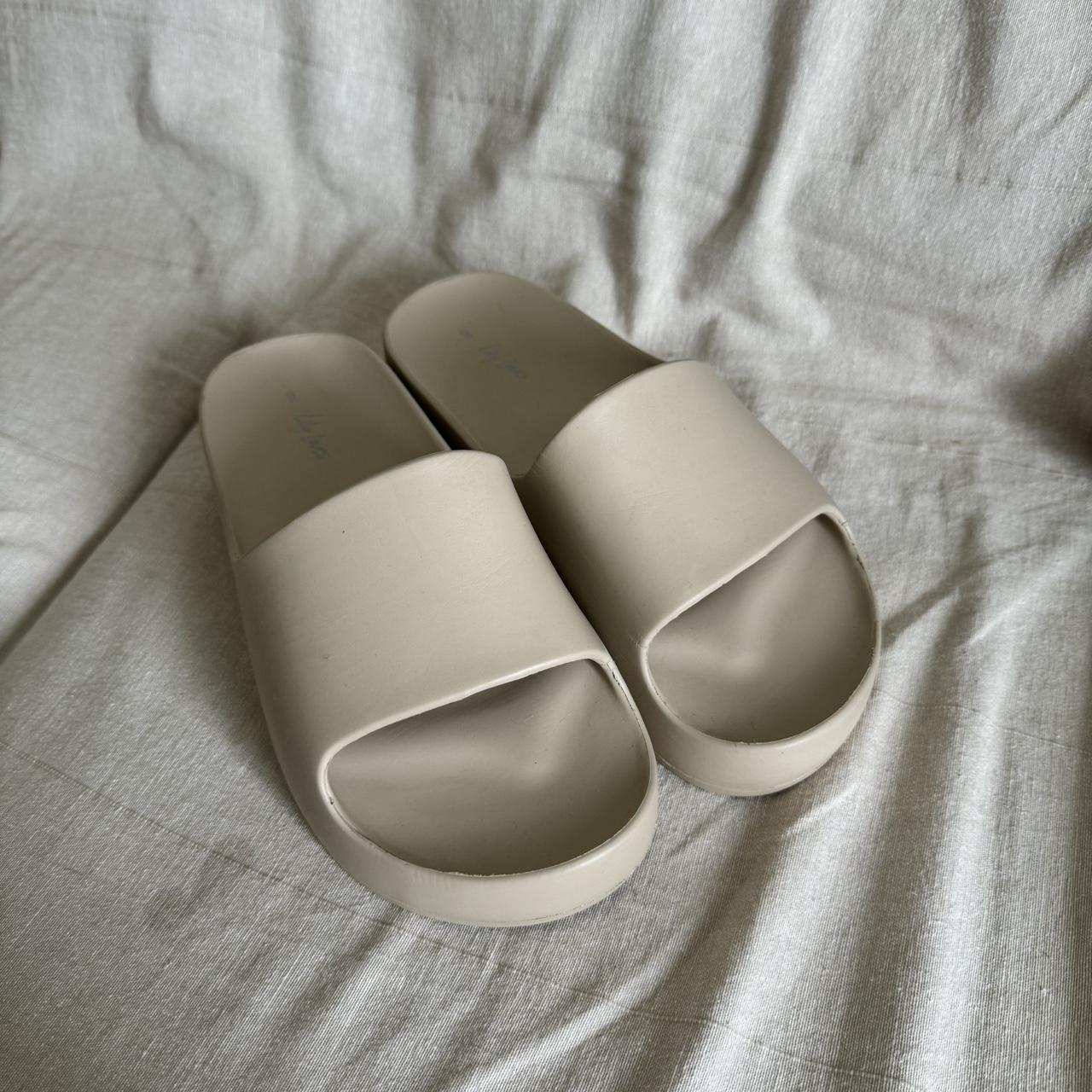 Cream Rubber platform slide sandals Lily Loves... - Depop