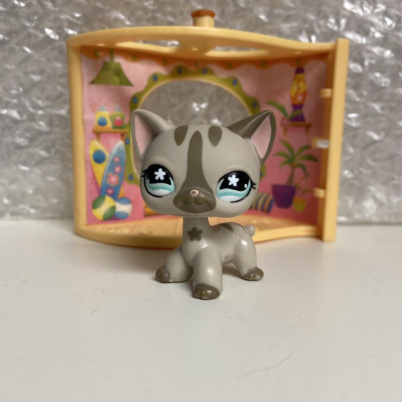 Littlest pet shop LPS grey shorthair #468 main 5 cat... - Depop