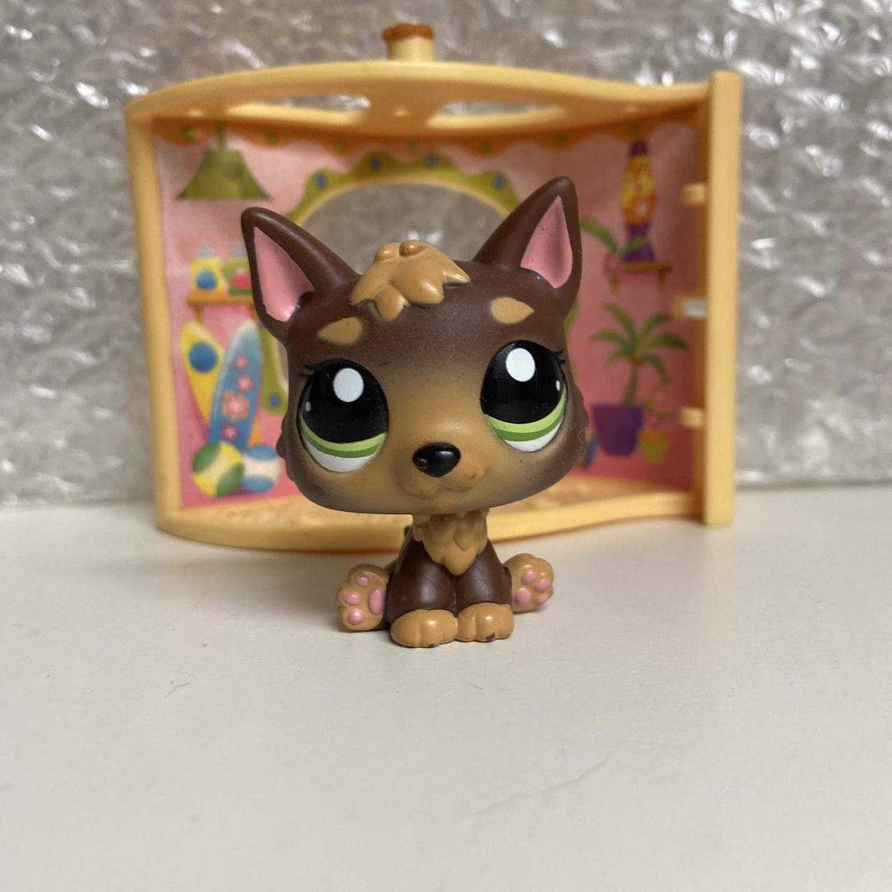 Littlest pet shop LPS German shepherd #2137... - Depop
