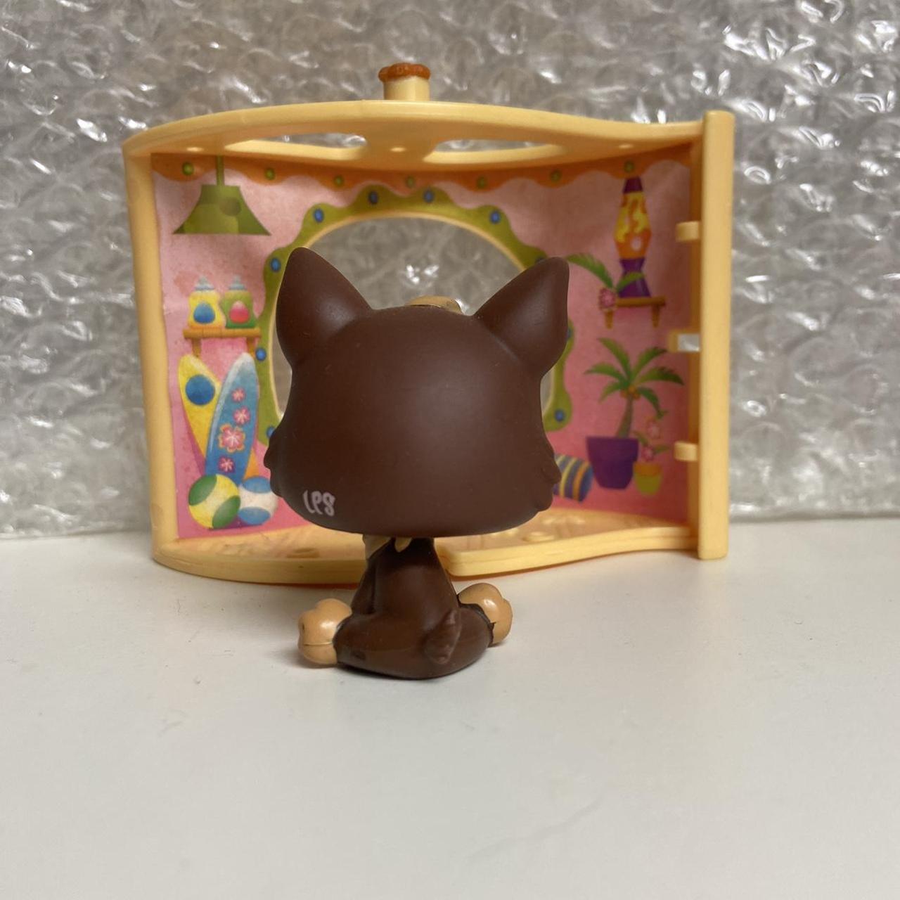 Littlest pet shop LPS German shepherd #2137... - Depop