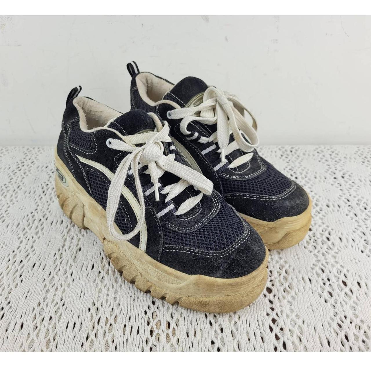 BONGO Women's Black Trainers | Depop