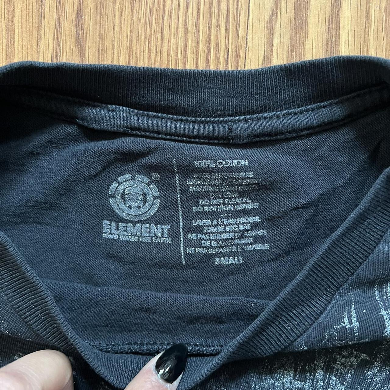 Element Men's Black and Grey T-shirt | Depop