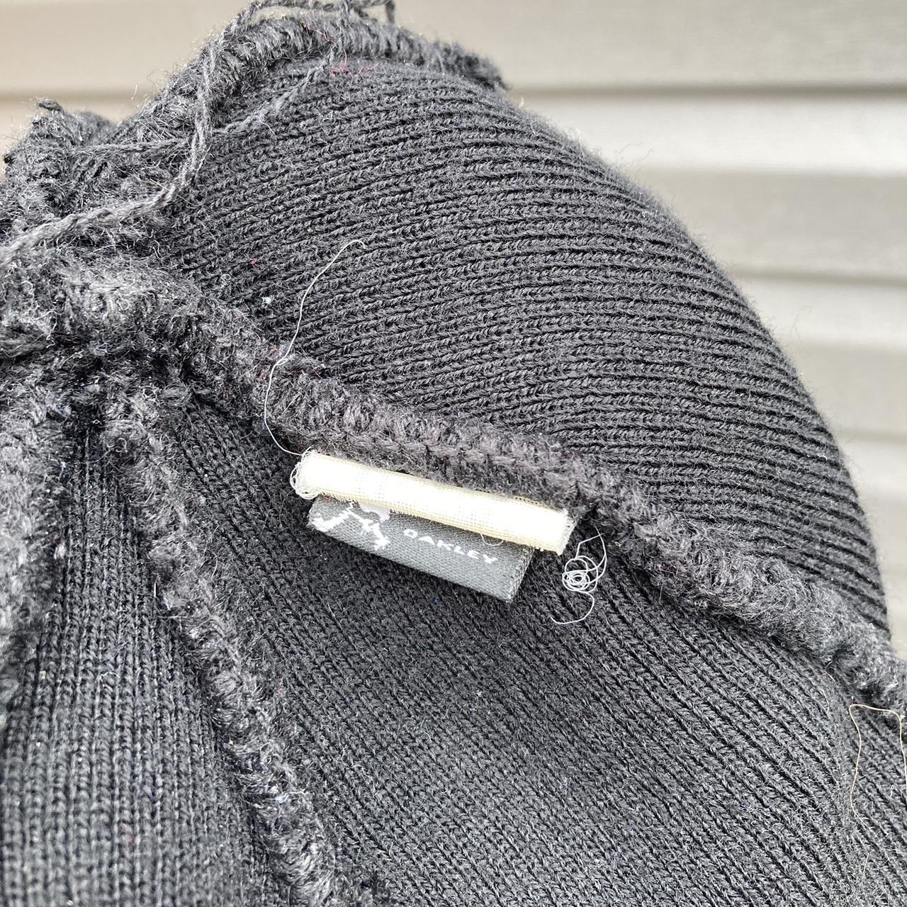 vintage 90s/y2k oakley skull cap beanie minor wear... - Depop