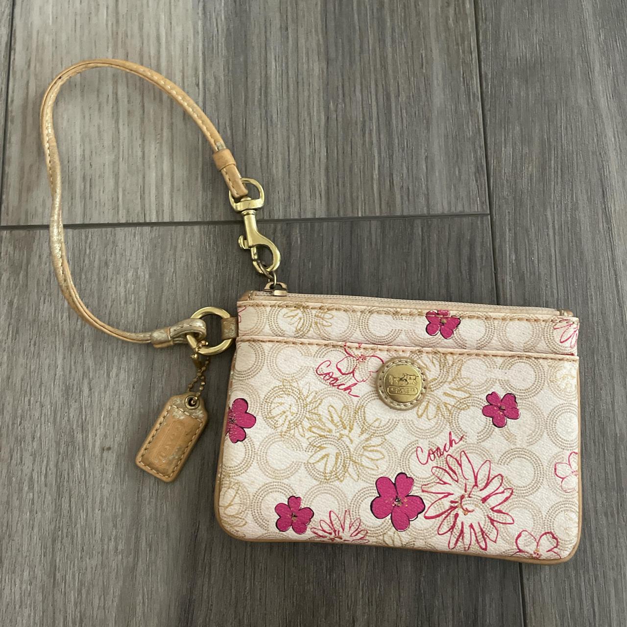 Coach wallet Hand strap Floral print - Depop