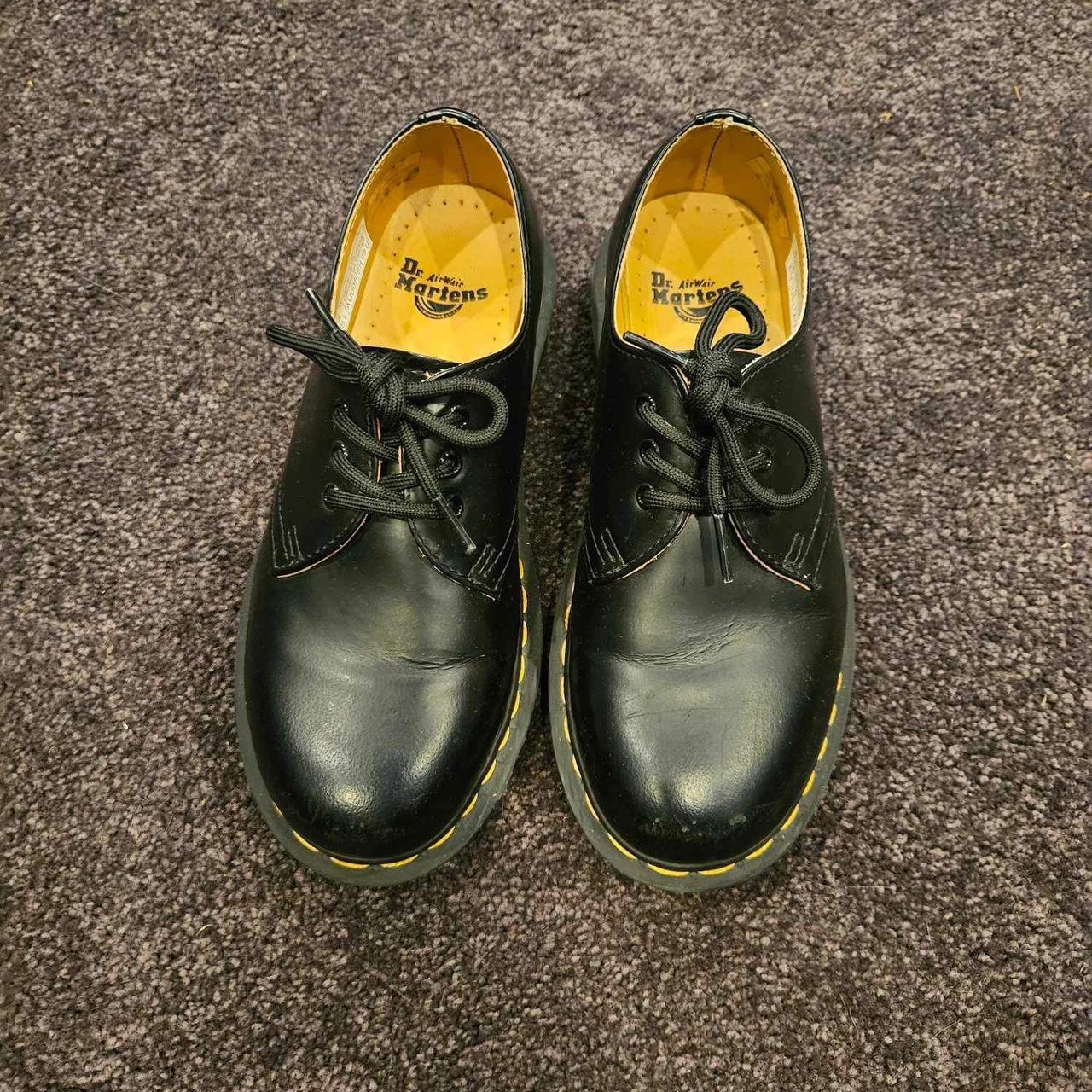 Low top Doc Martens Barely worn, excellent... - Depop