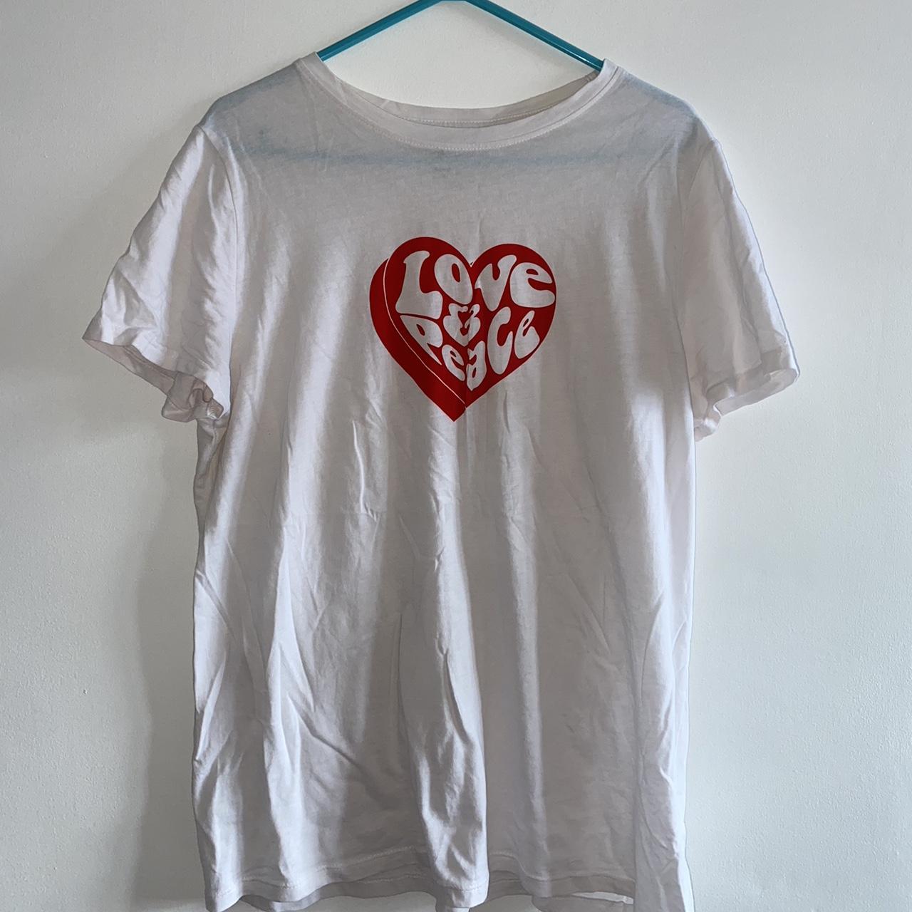 New Look “Love & Peace” Heart Slogan Tee in... - Depop