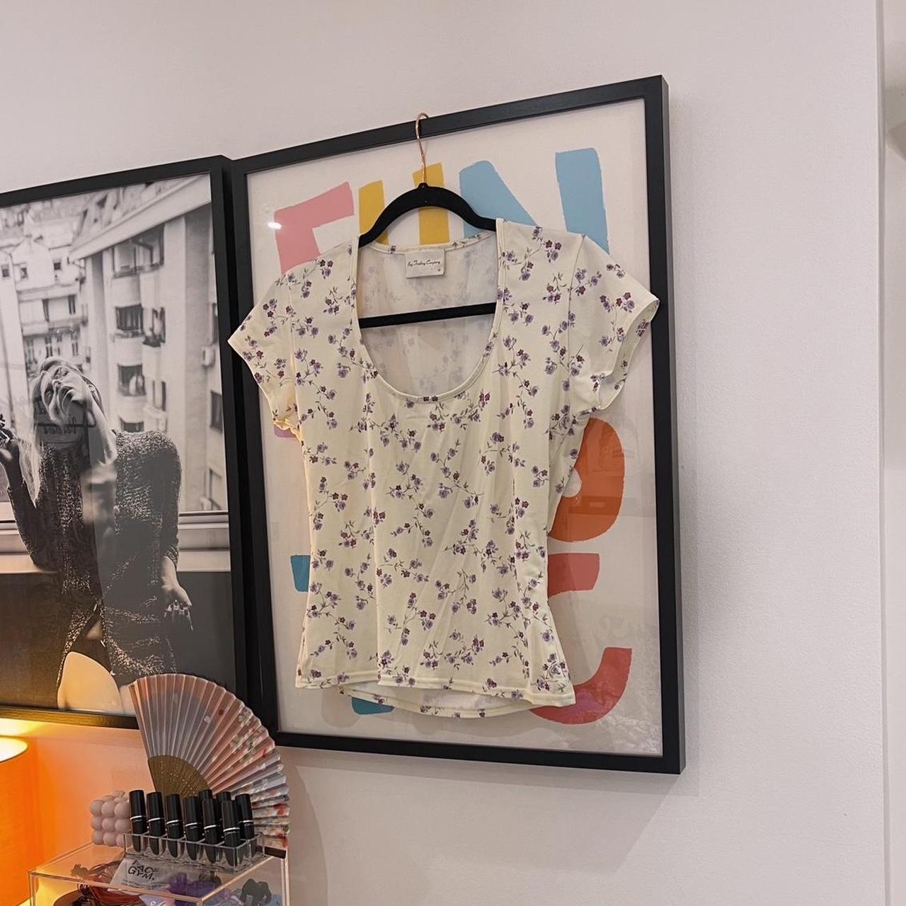 VINTAGE BAY TRADING COMPANY FLORAL TEE 🪷 - great... - Depop