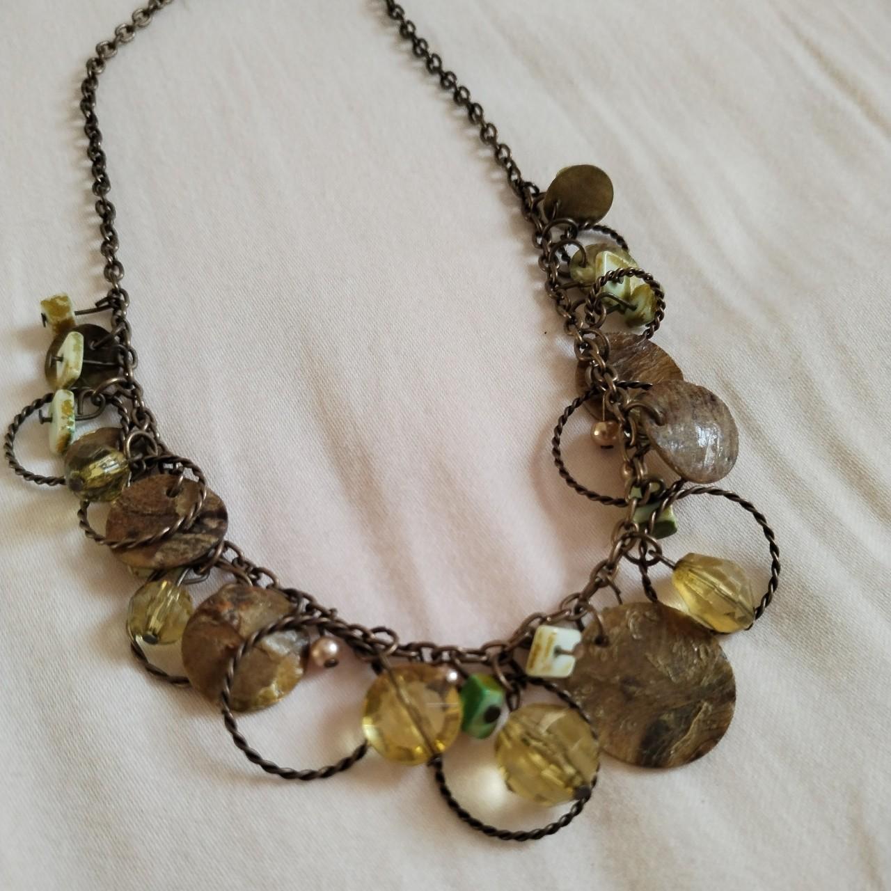 Stunning Y2k vintage shell necklace Green... - Depop