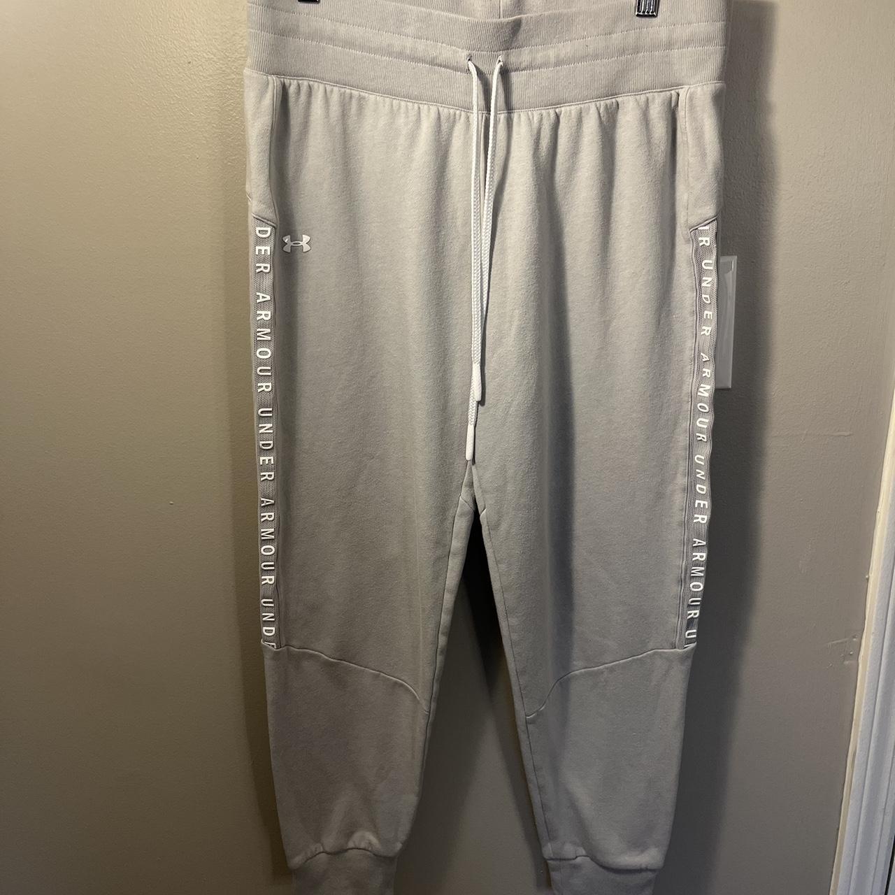 Under Armour Sweatpants Full length, in excellent... - Depop