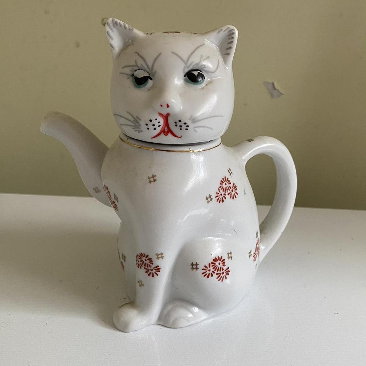 Cat teapot 🫖. Cute little piece! Some minor wear,... - Depop