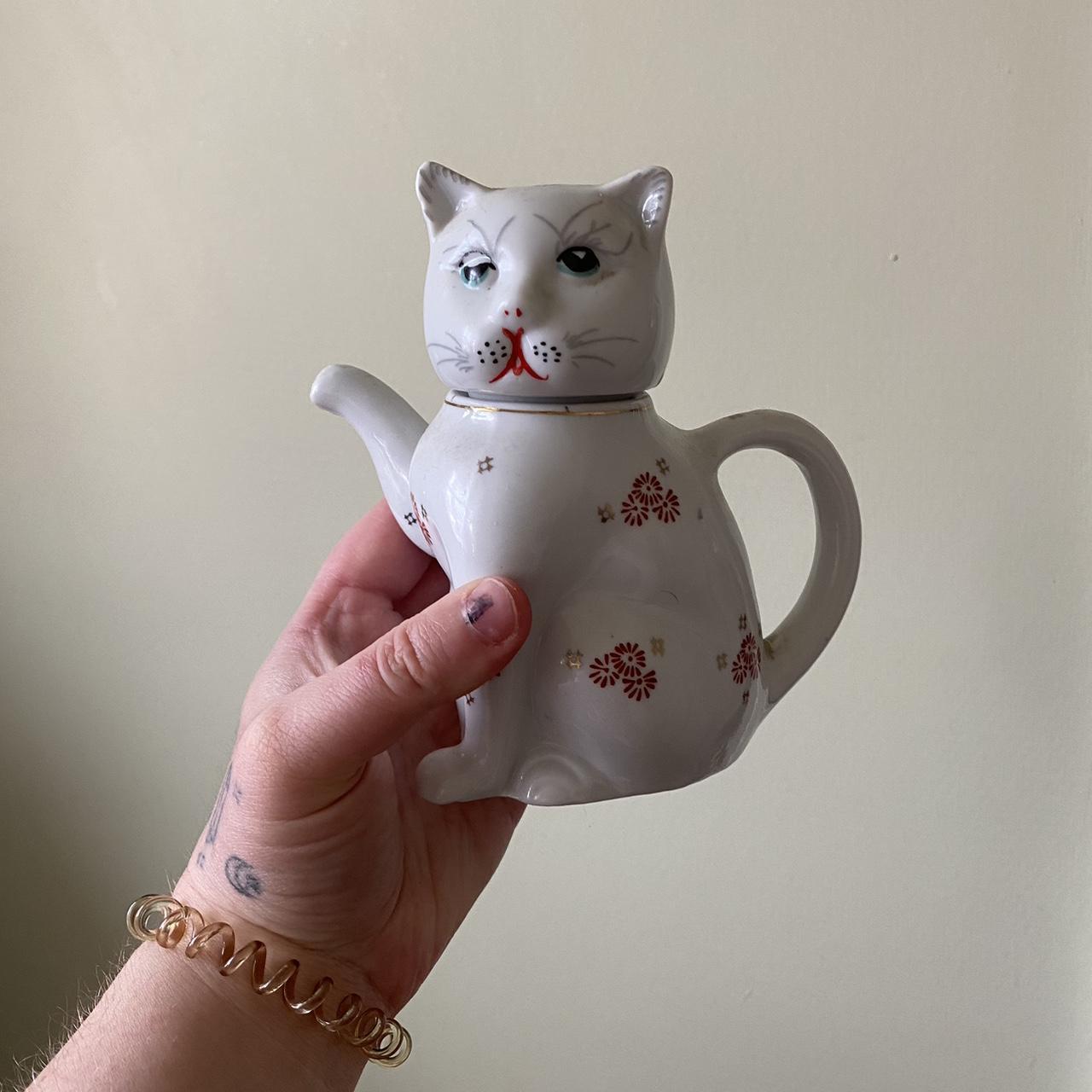 Cat teapot 🫖. Cute little piece! Some minor wear,... - Depop