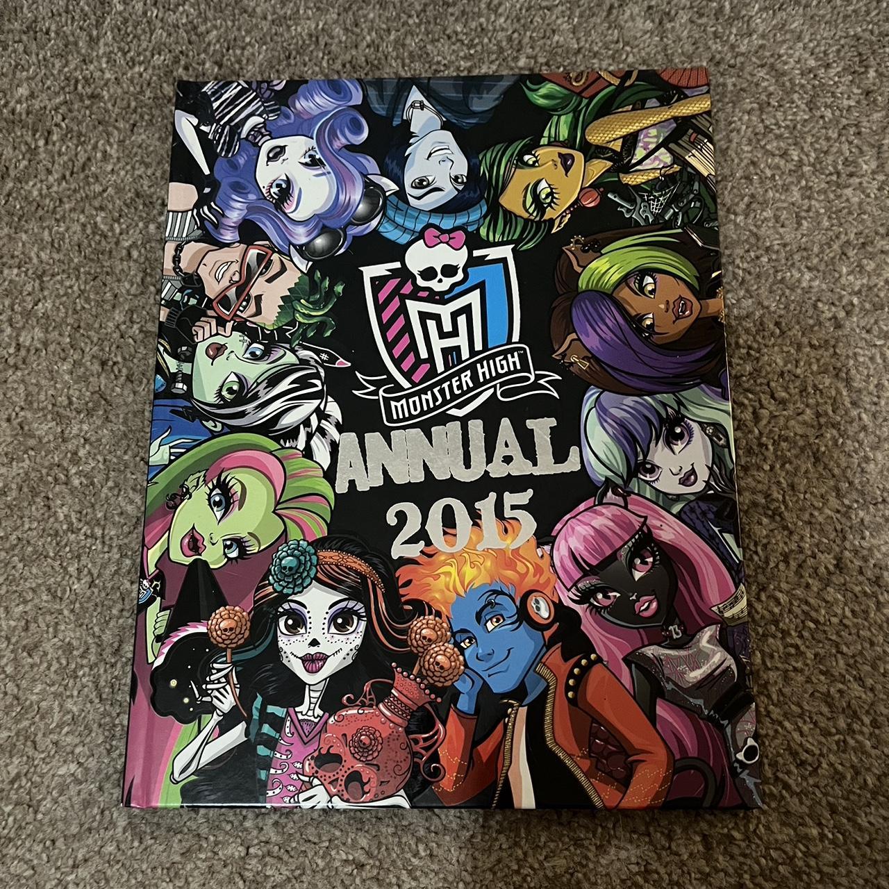 Monster high Annual Book 2015 In great... - Depop