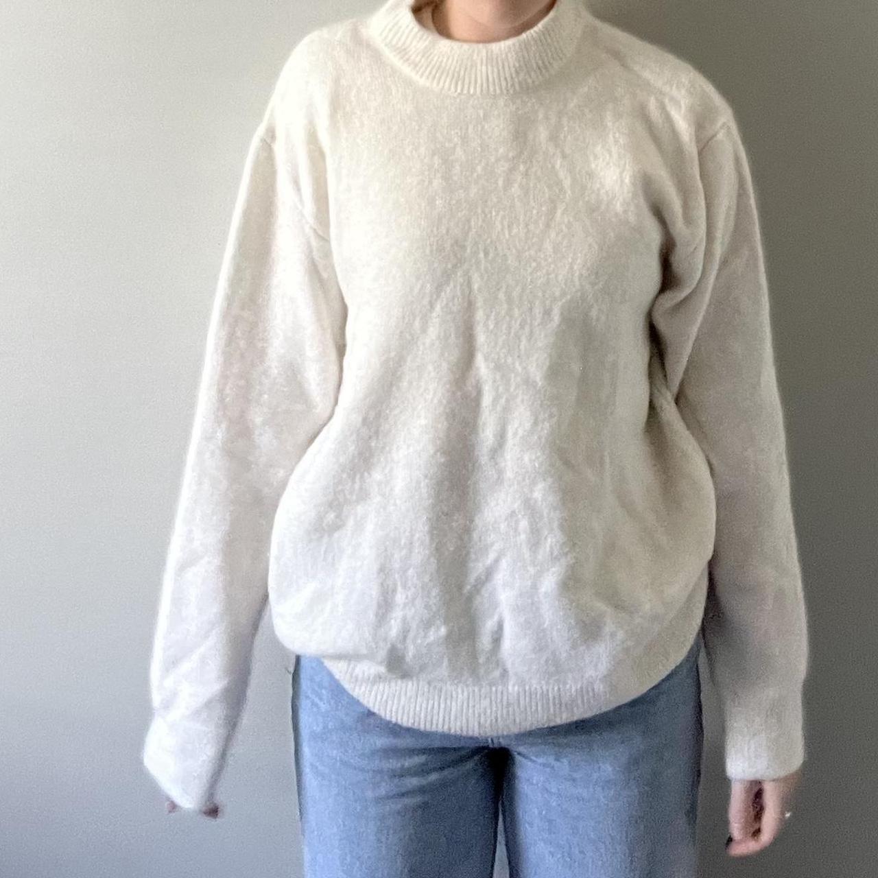 Cream h & m sweater! #winter #sweaters #sweater - Depop