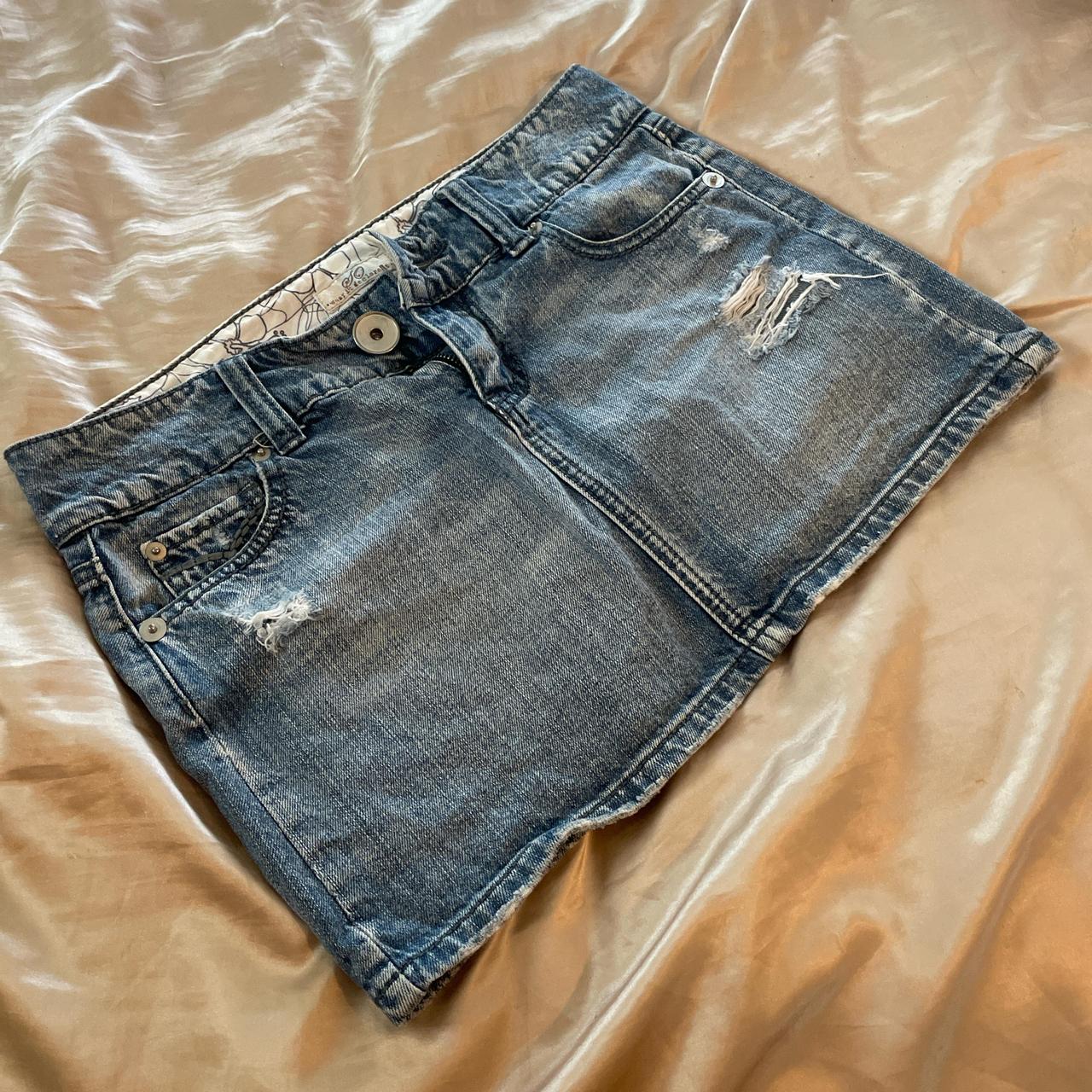 Y2K denim mini skirt. Button and zipper closure.... | Depop