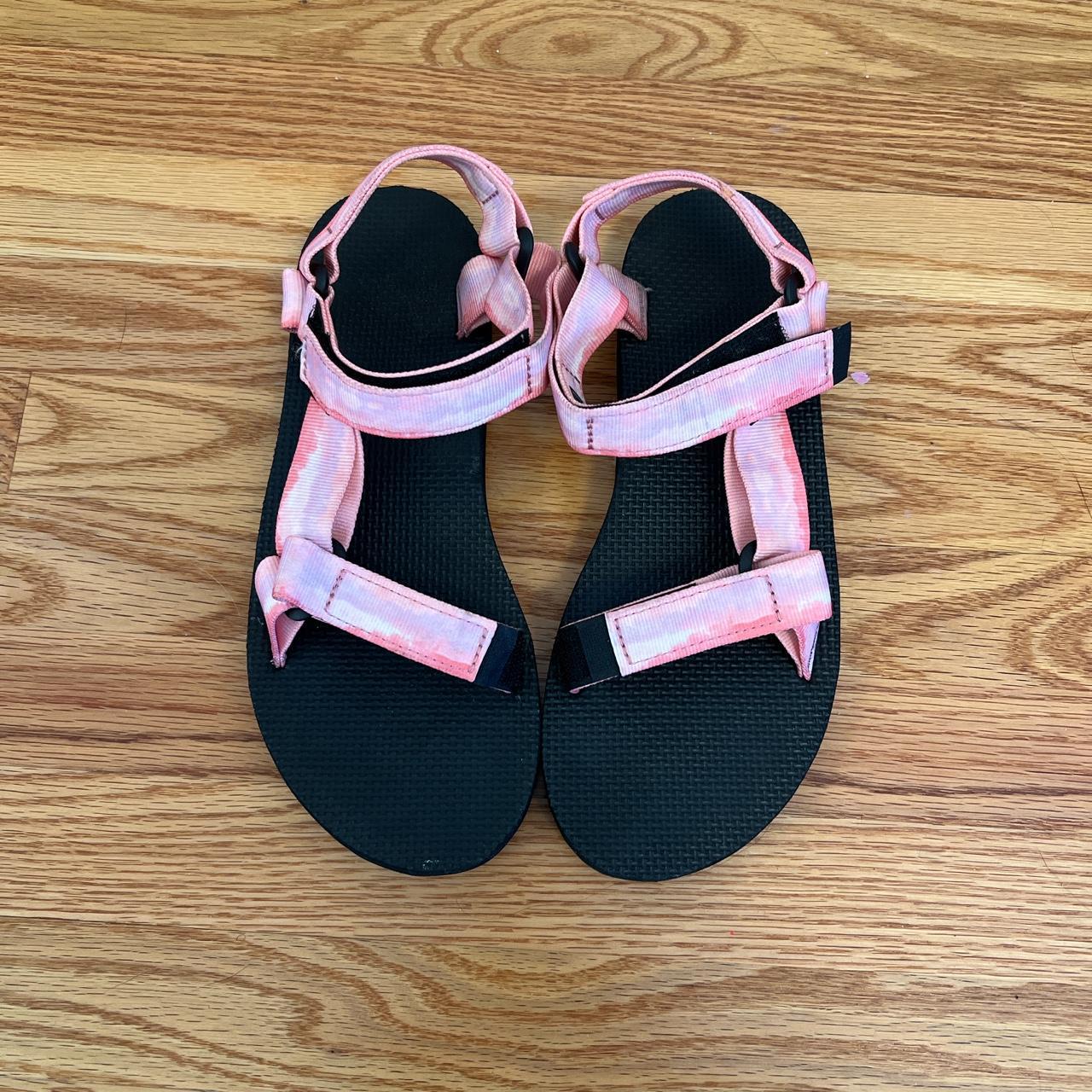 Pink tie dye Tevas size 8 - Depop
