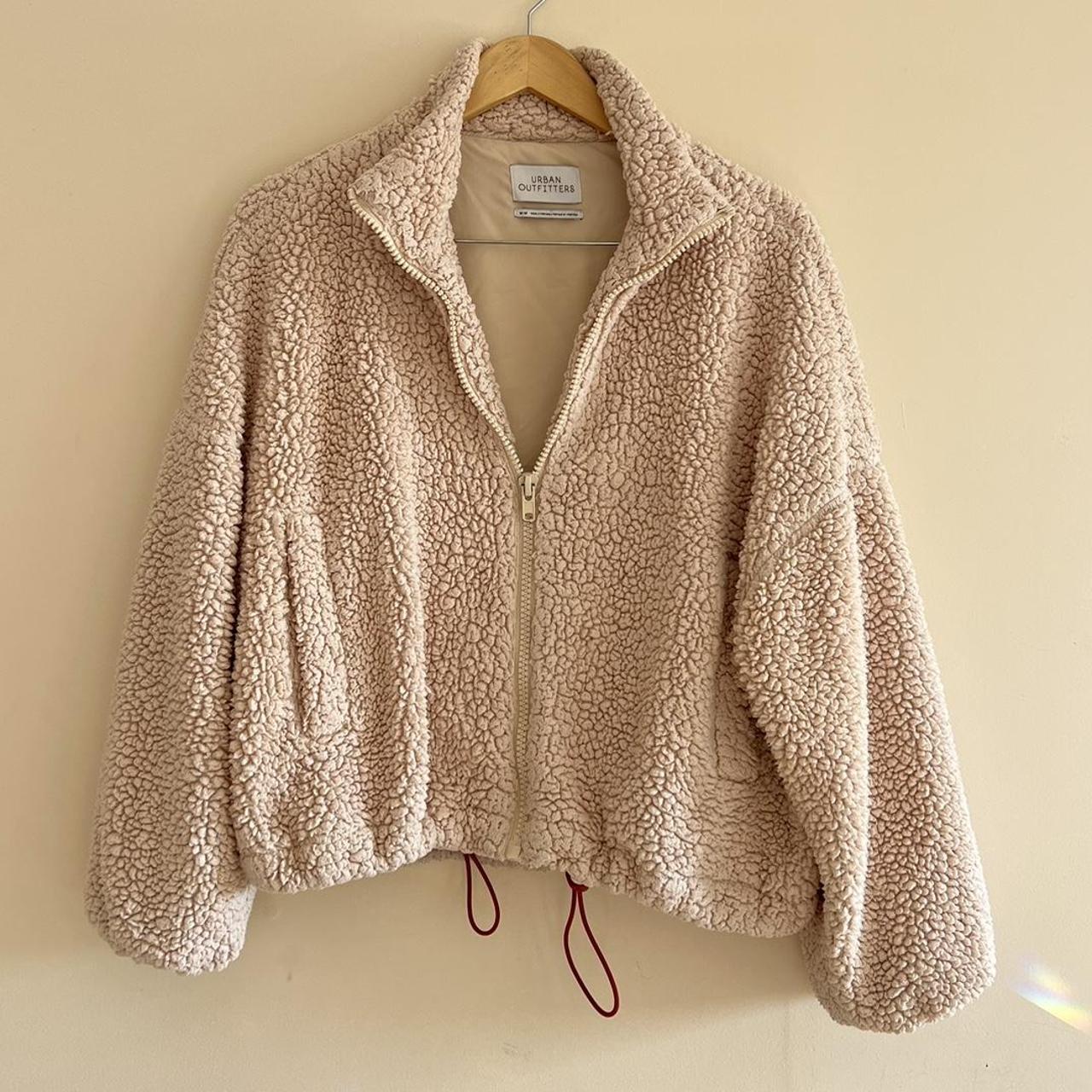 Emma chamberlain Teddy bear jacket!!🧸🧸 from Urban... - Depop