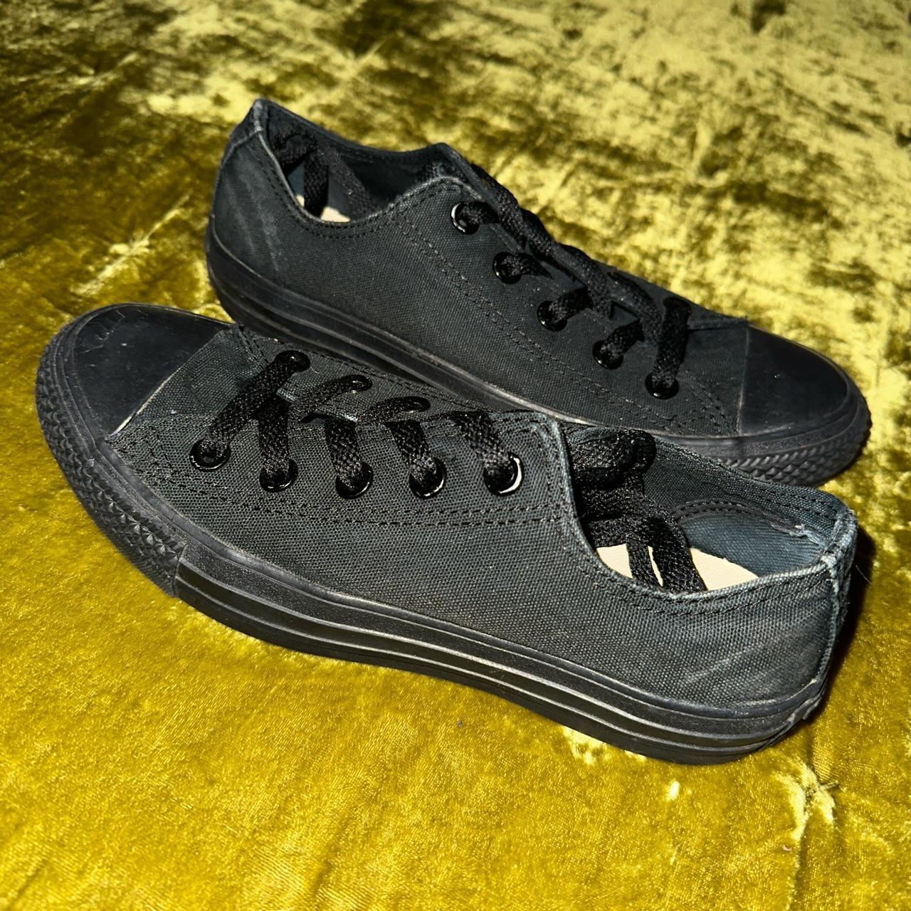 Converse Women's Black Trainers | Depop