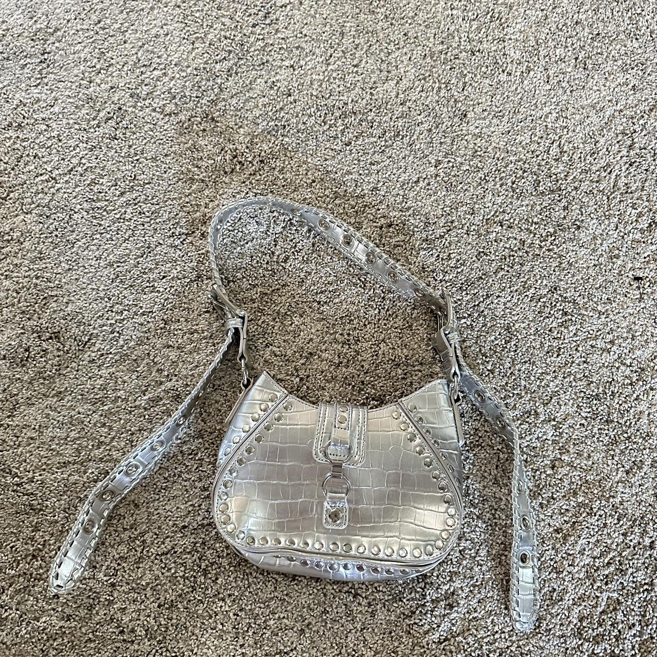 Urban Outfitters silver shoulder bag - Depop