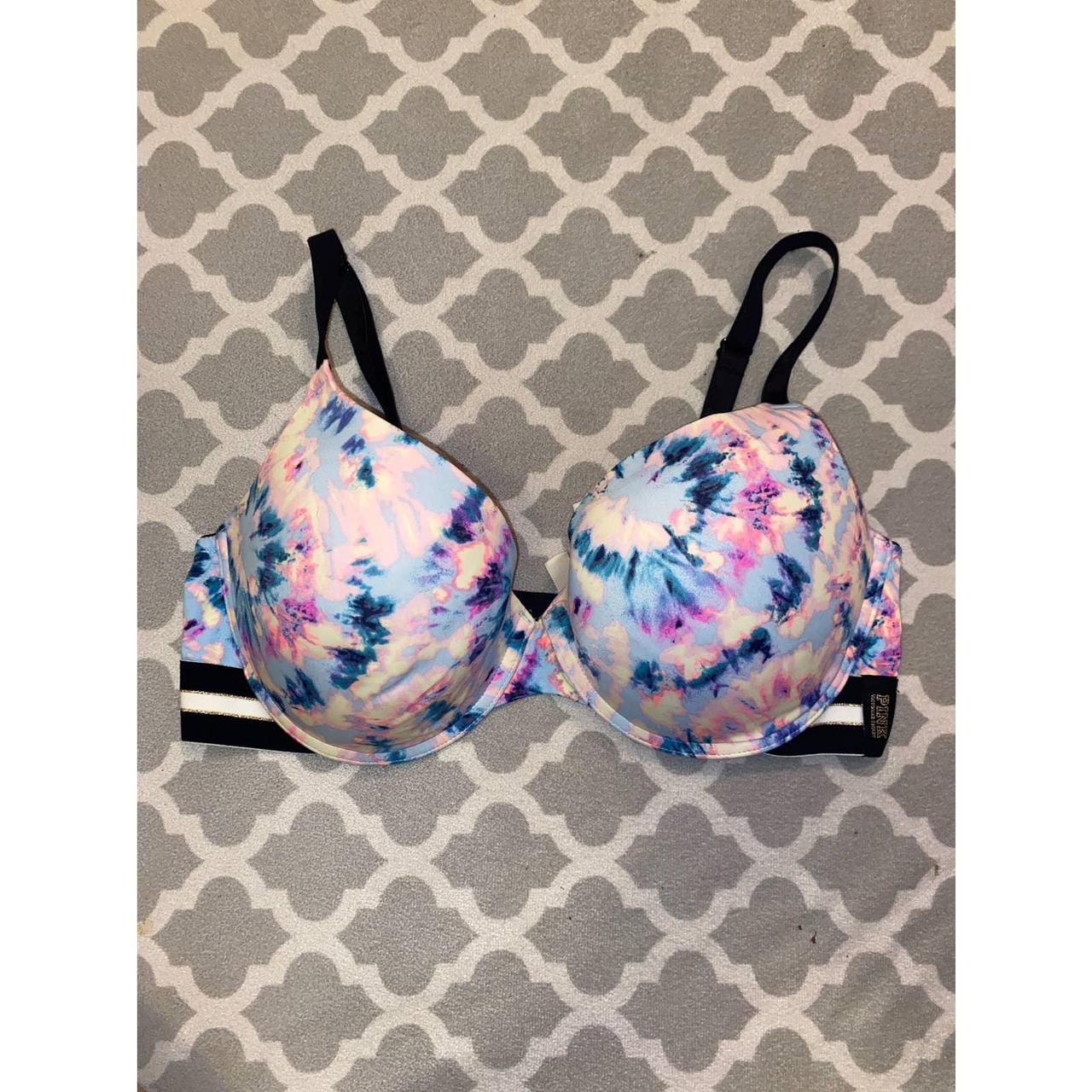 In like new condition size 34DD PINK VS tye dye push... - Depop