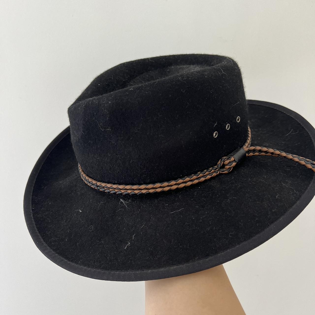 Rusty hat size S-M - Depop