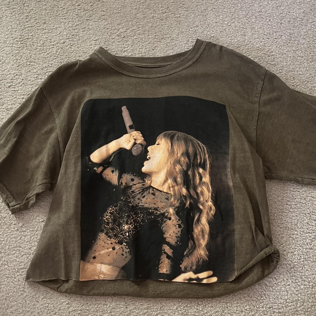 taylor swift “red taylor’s version” cropped shirt.... - Depop