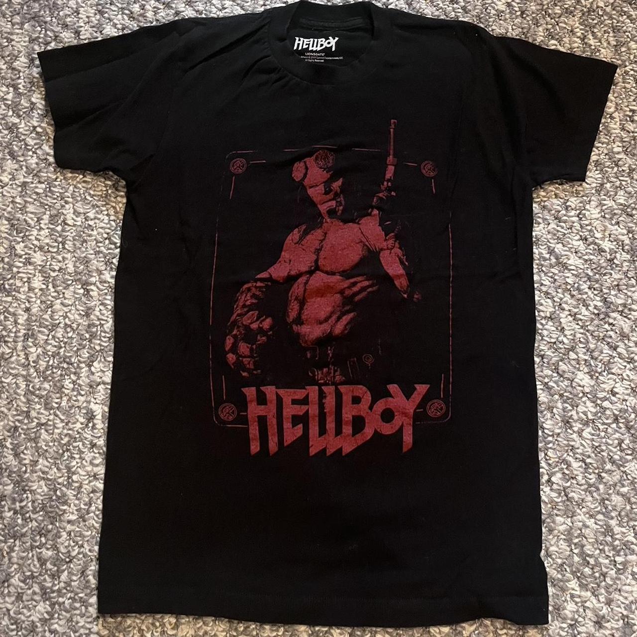 HELLBOY shirt Size S #horror #movie #lilpeep #hellboy - Depop