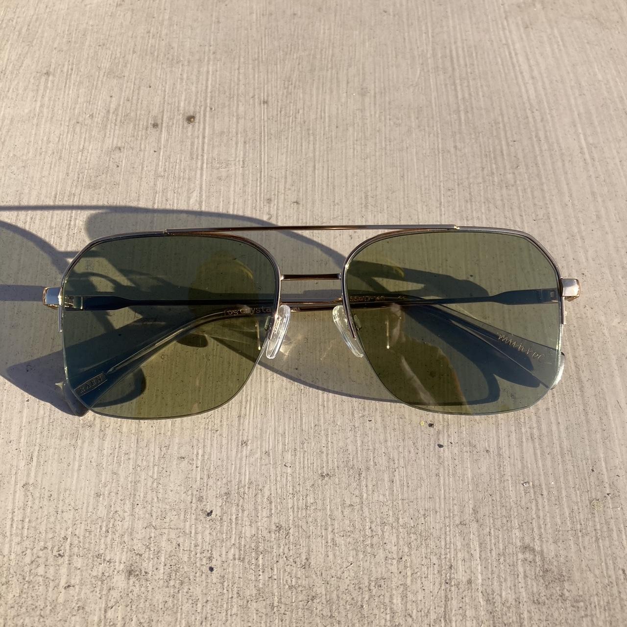 Raen “Munroe - Fog Crystal” green aviator style... - Depop