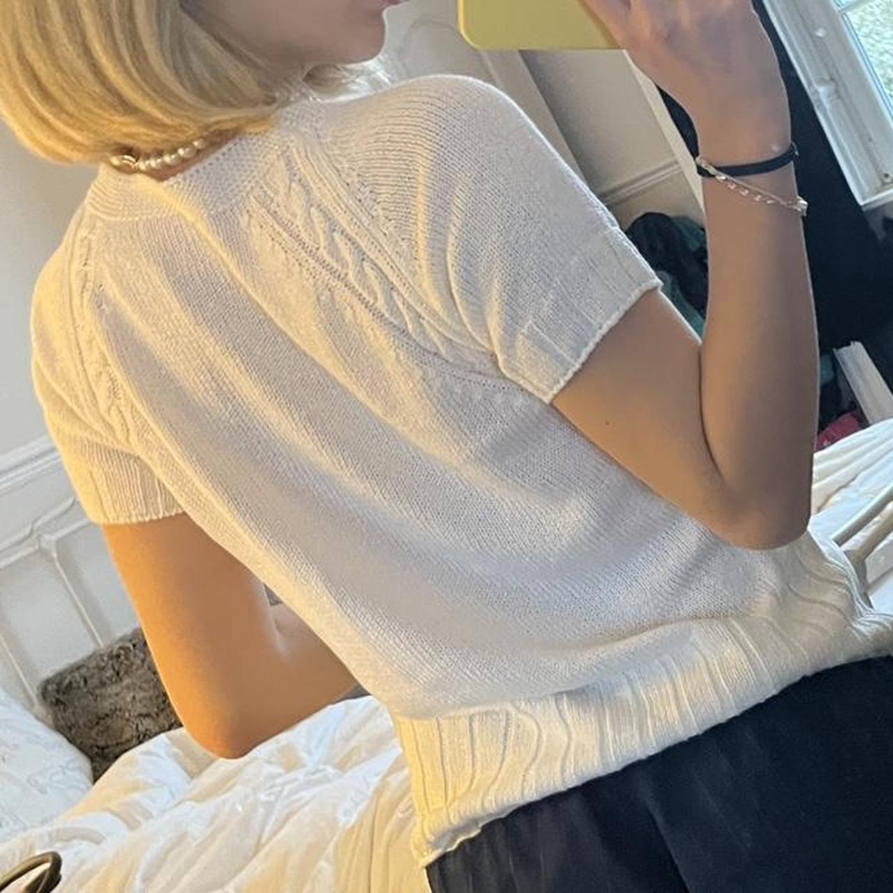 Luvly knitted short sleeve top/jumper Shown on size... - Depop