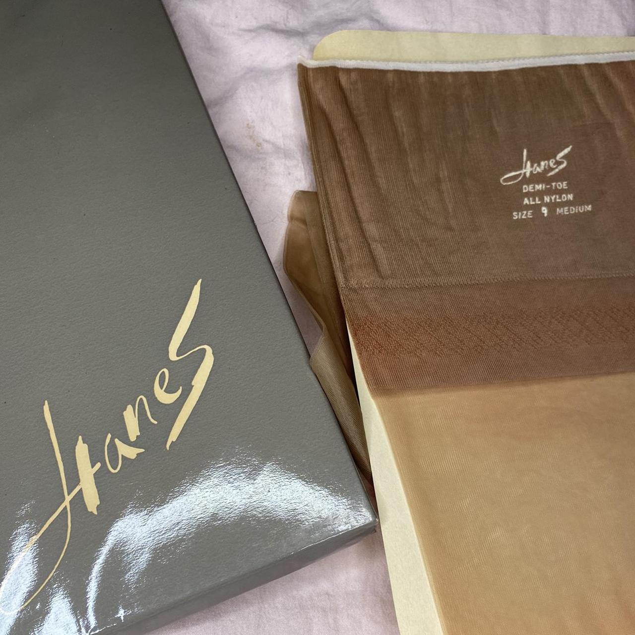 Hanes Women's Tan Hosiery-tights | Depop