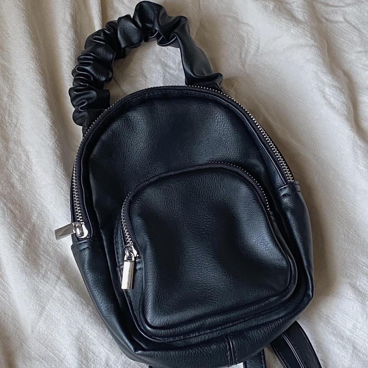 🖤 wild fable mini backpack 🖤 straps are... - Depop