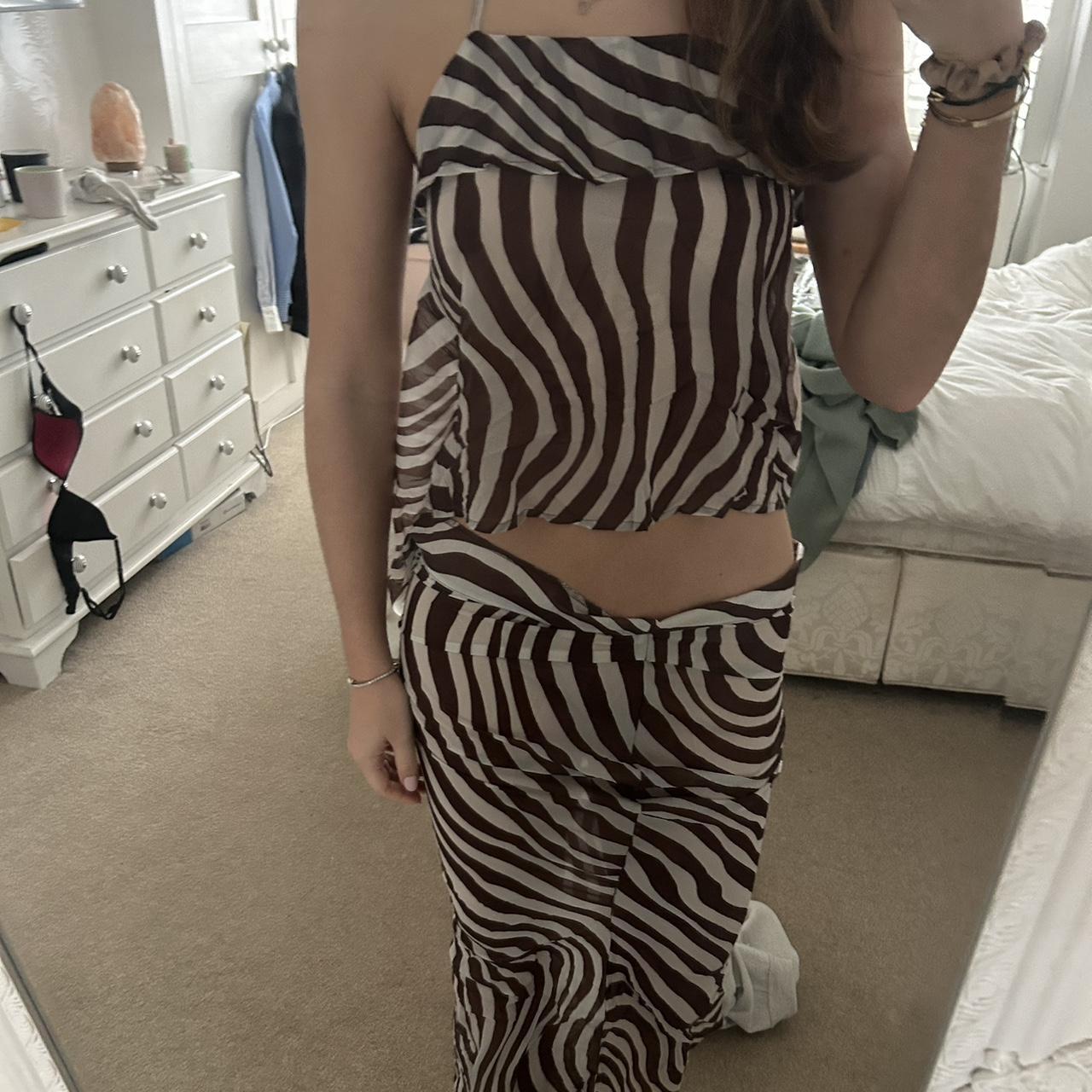 Rat and boa style two piece perfect for summer Just... - Depop