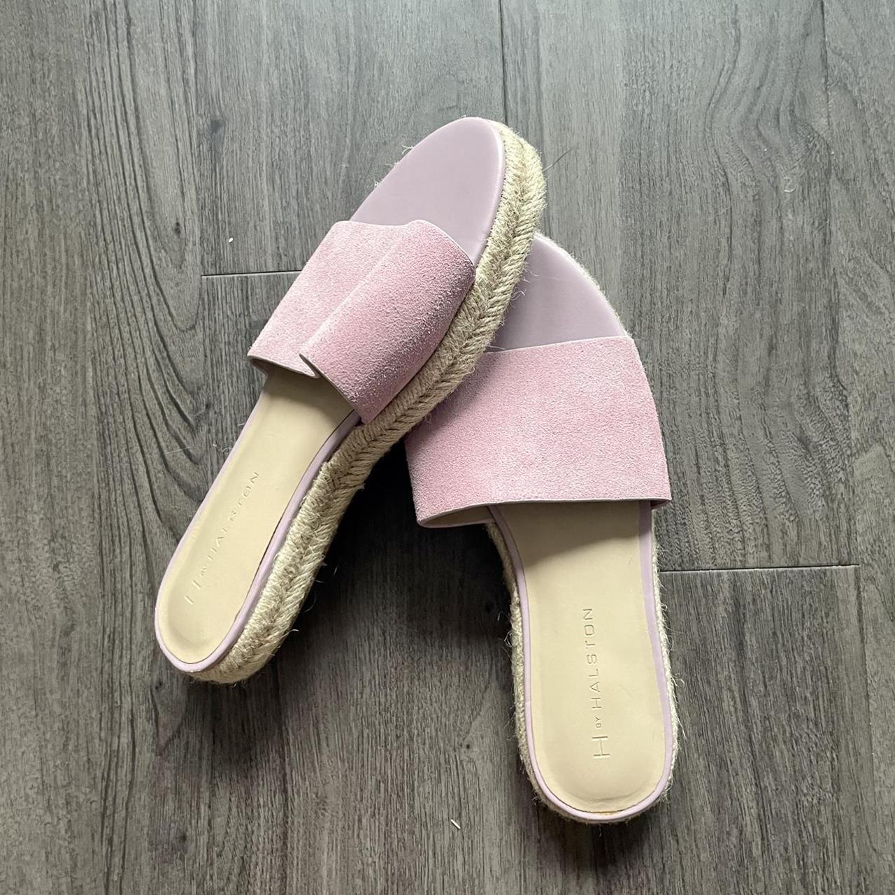 H By Halston espadrille slides New, only worn to... - Depop