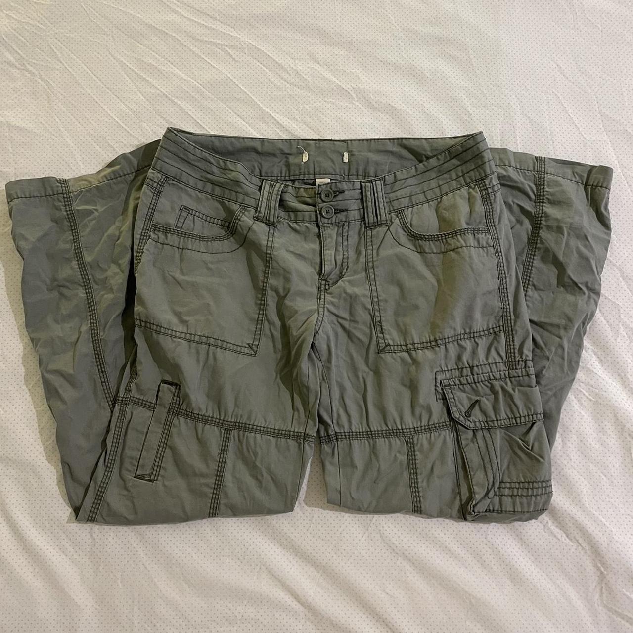 Army Green 3/4 Capris🎀 PLEASE PAY W/ PAYPAL🧸 -... | Depop