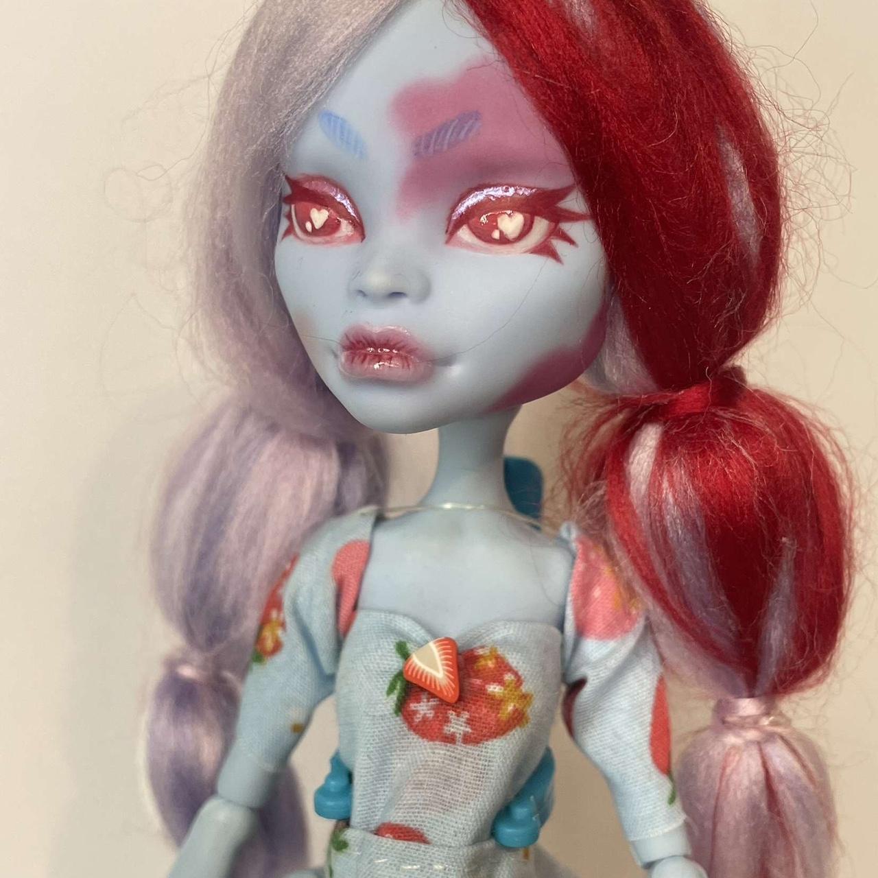 Abbey abominable monster high doll repainted... - Depop