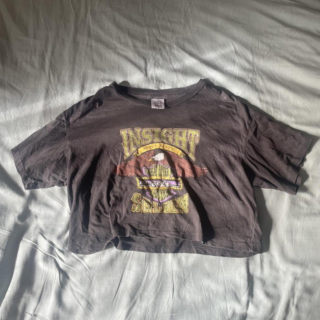 Insight cropped t shirt - Depop