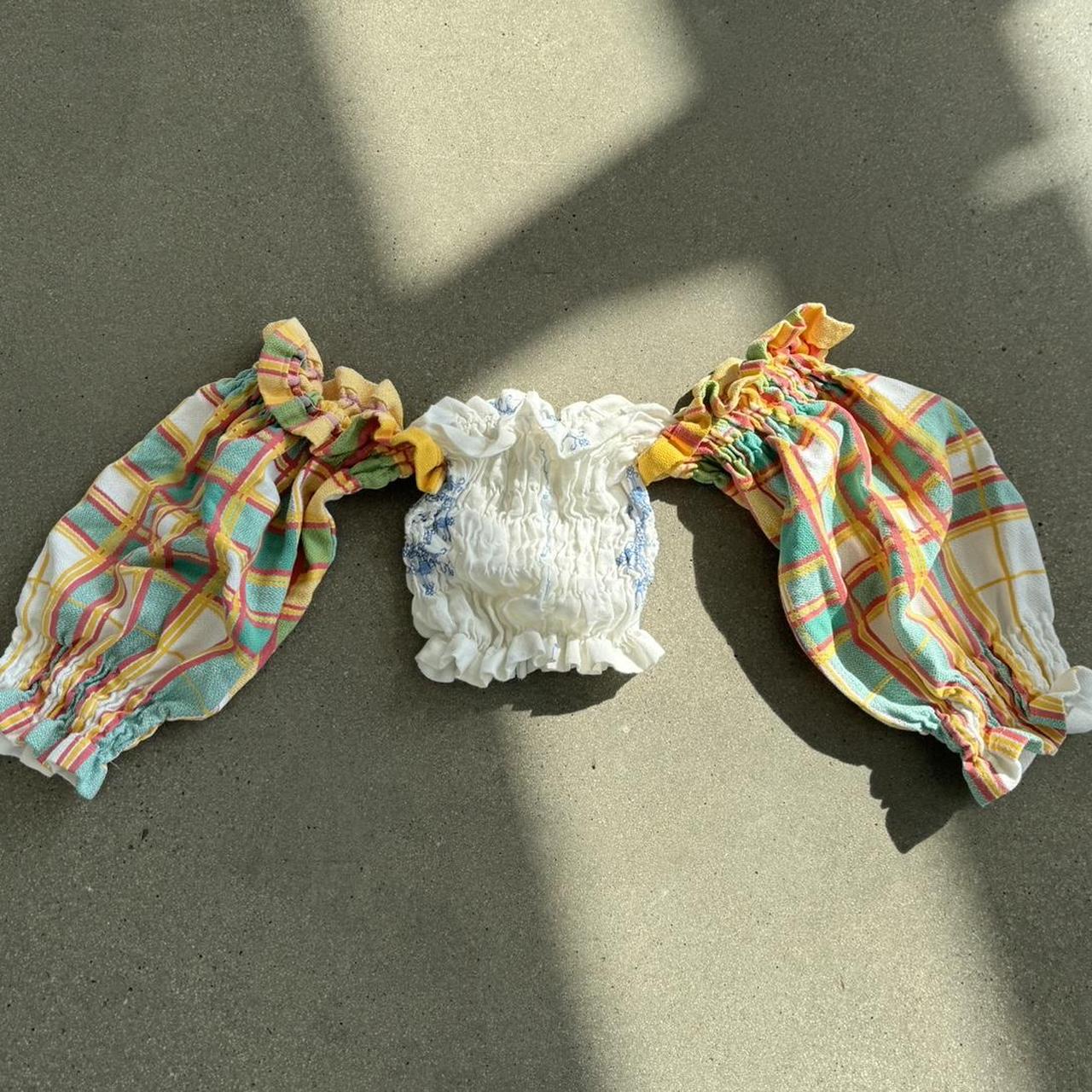 Handmade top with big puffy sleeves, soooo cute on! - Depop