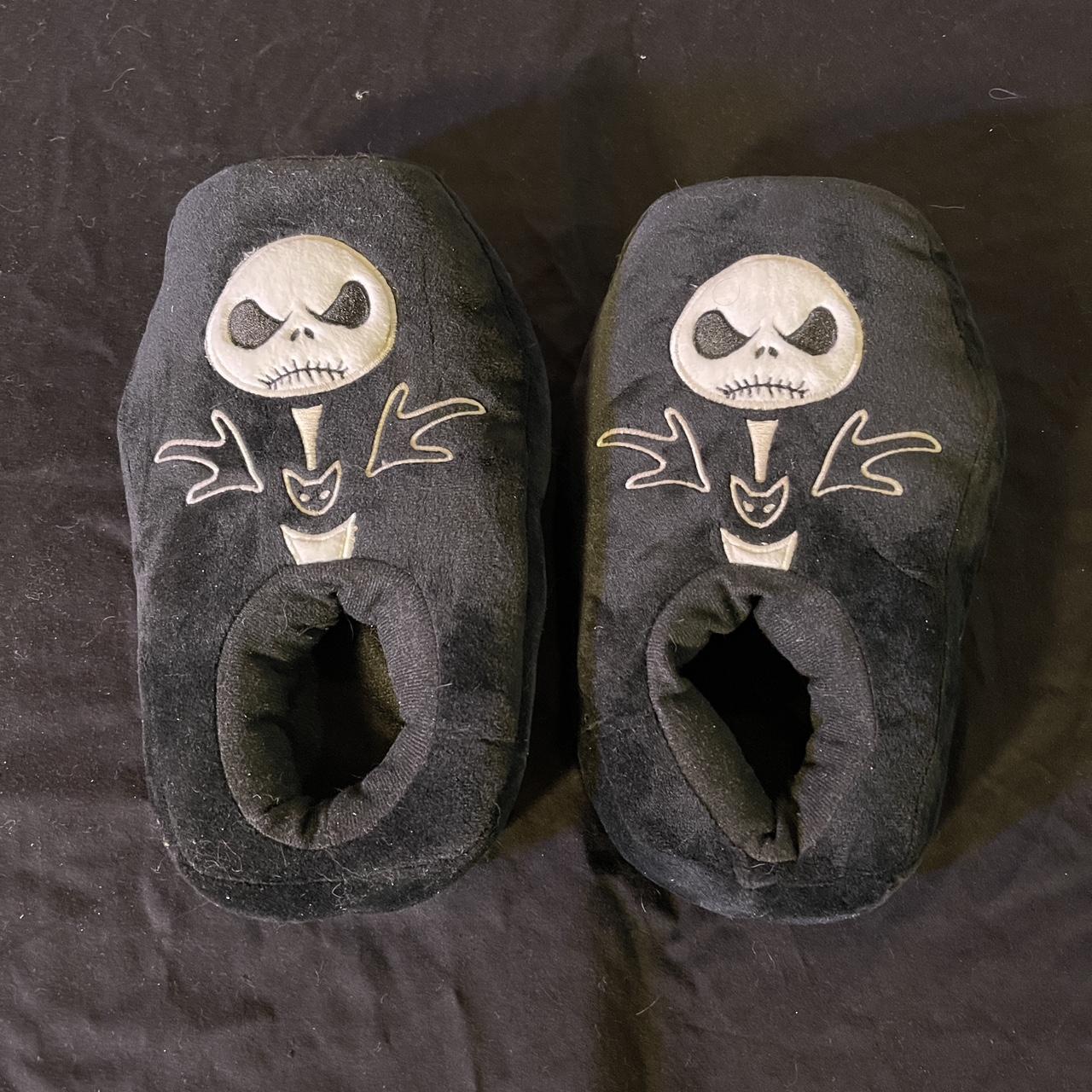 Women's Black Slippers | Depop