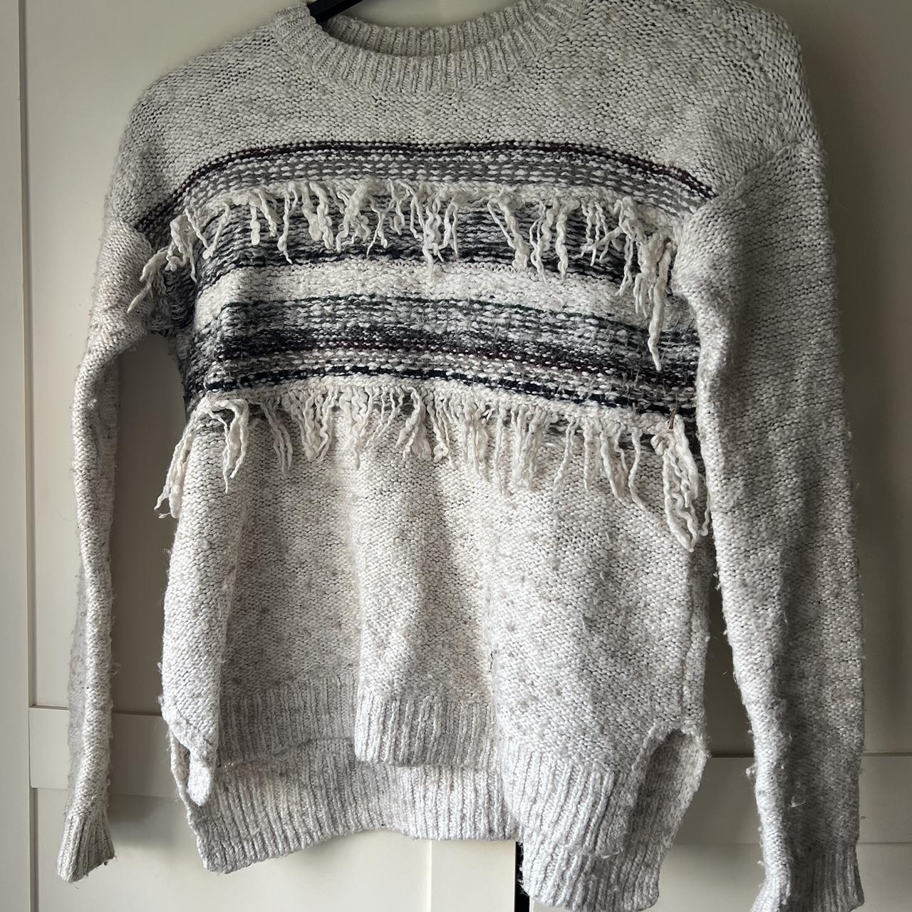 Abercrombie & Fitch vintage style fringe Jumper.... - Depop