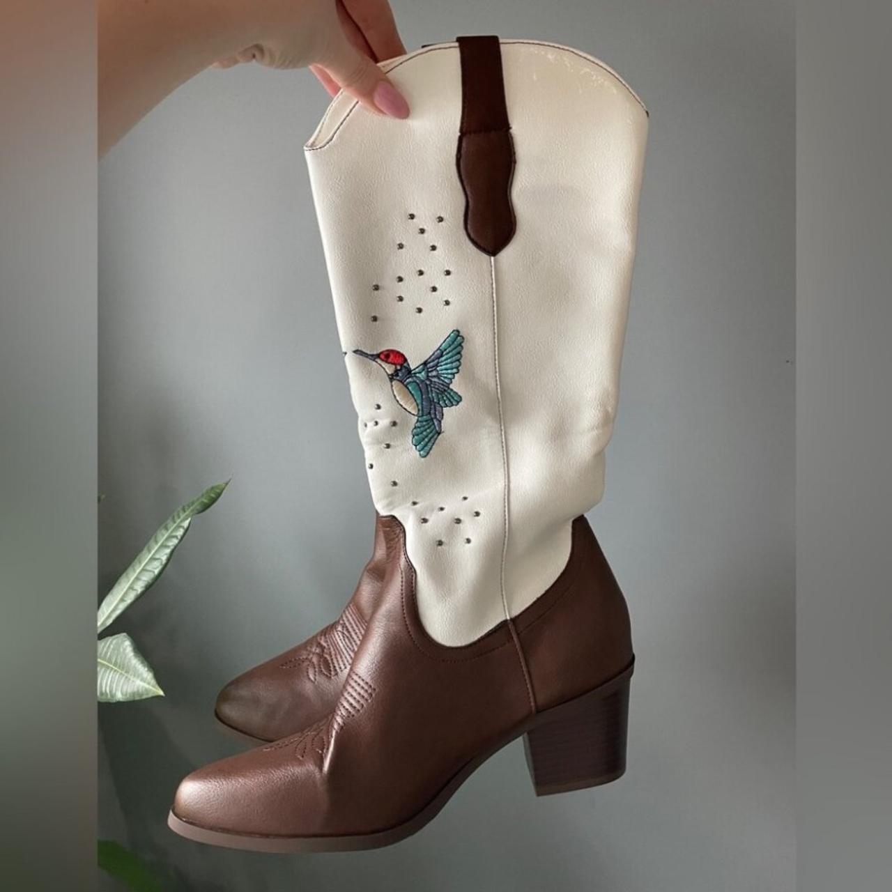 Western cowboy boots hummingbird embroidered... - Depop