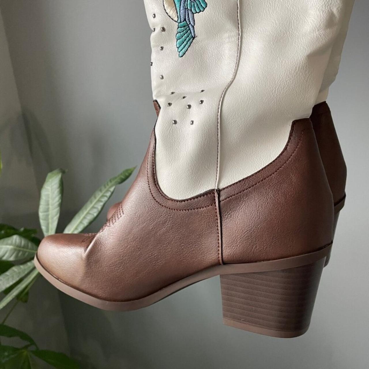 Western cowboy boots hummingbird embroidered... - Depop