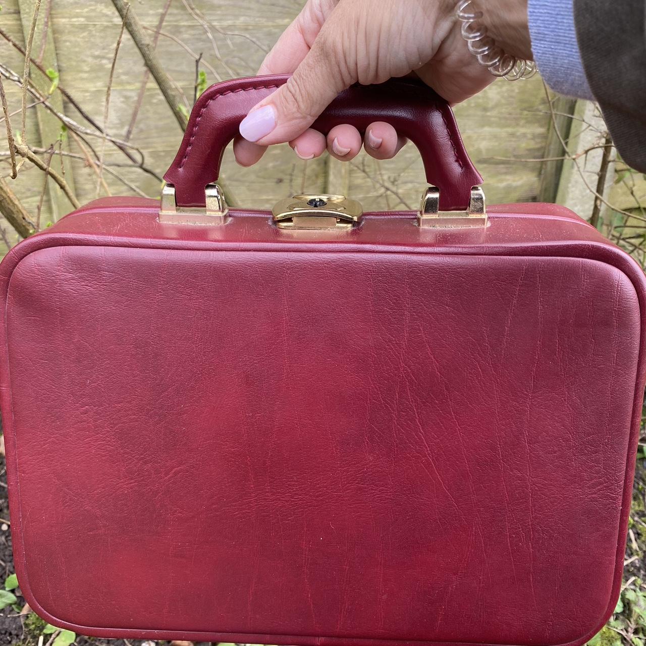 1960’s vinyl vanity case Maroon Lovely vintage... - Depop